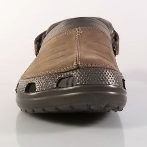 CROCS | Shoes | Mens Crocs Yukon Mesa Roomy Fit Single Strap Clog ...
